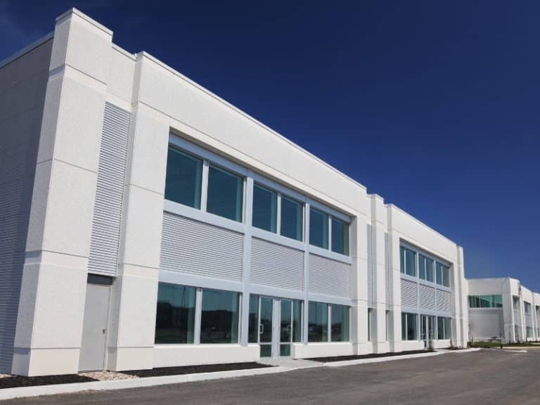 Top Commercial Cladding Materials for Durability and Style